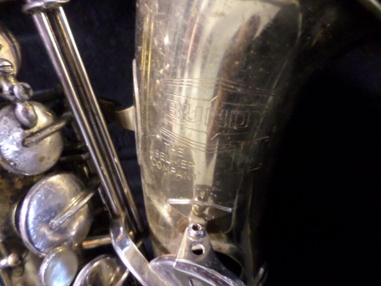 Saxofón Alto Bundy by Selmer – Instrumentos Musicales y Bazar